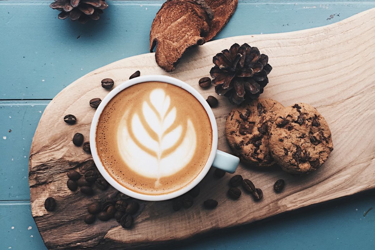 Should You Brush Before or After Coffee? Dentist Tips